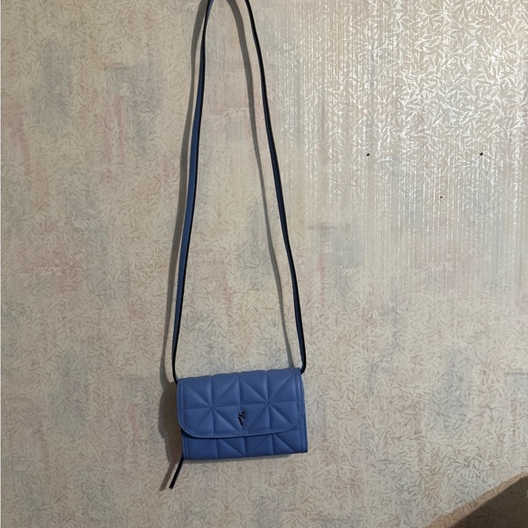 Simply Vera Vera Wang | Bags | Simply Vera Vera Wang Blue Crossbody Bag ...